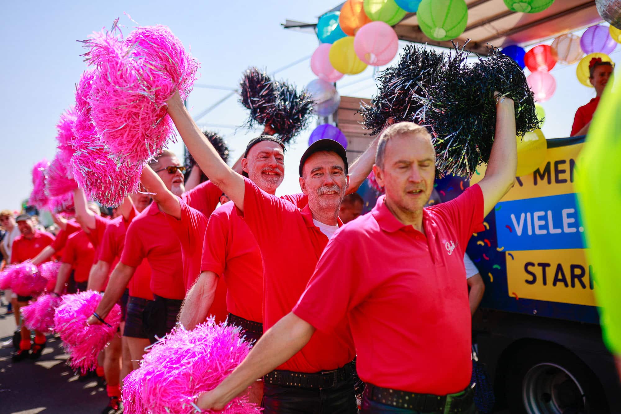 Die Kölner CSD-Parade 2023 in Bildern